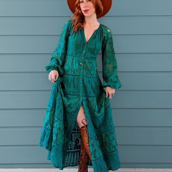 Nine Lives Bazaar | Dresses | New Nine Lives Bazaar Sophia Lace Dress ...